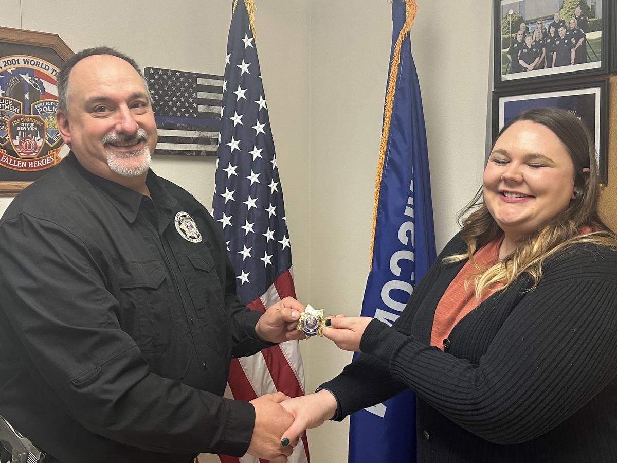 Clark County Sheriff's Department Welcomes New Communications Deputy ...