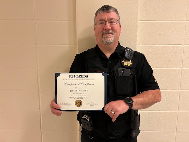 Clark County Corrections Sergeant Graduates from FBI-LEEDA Command ...