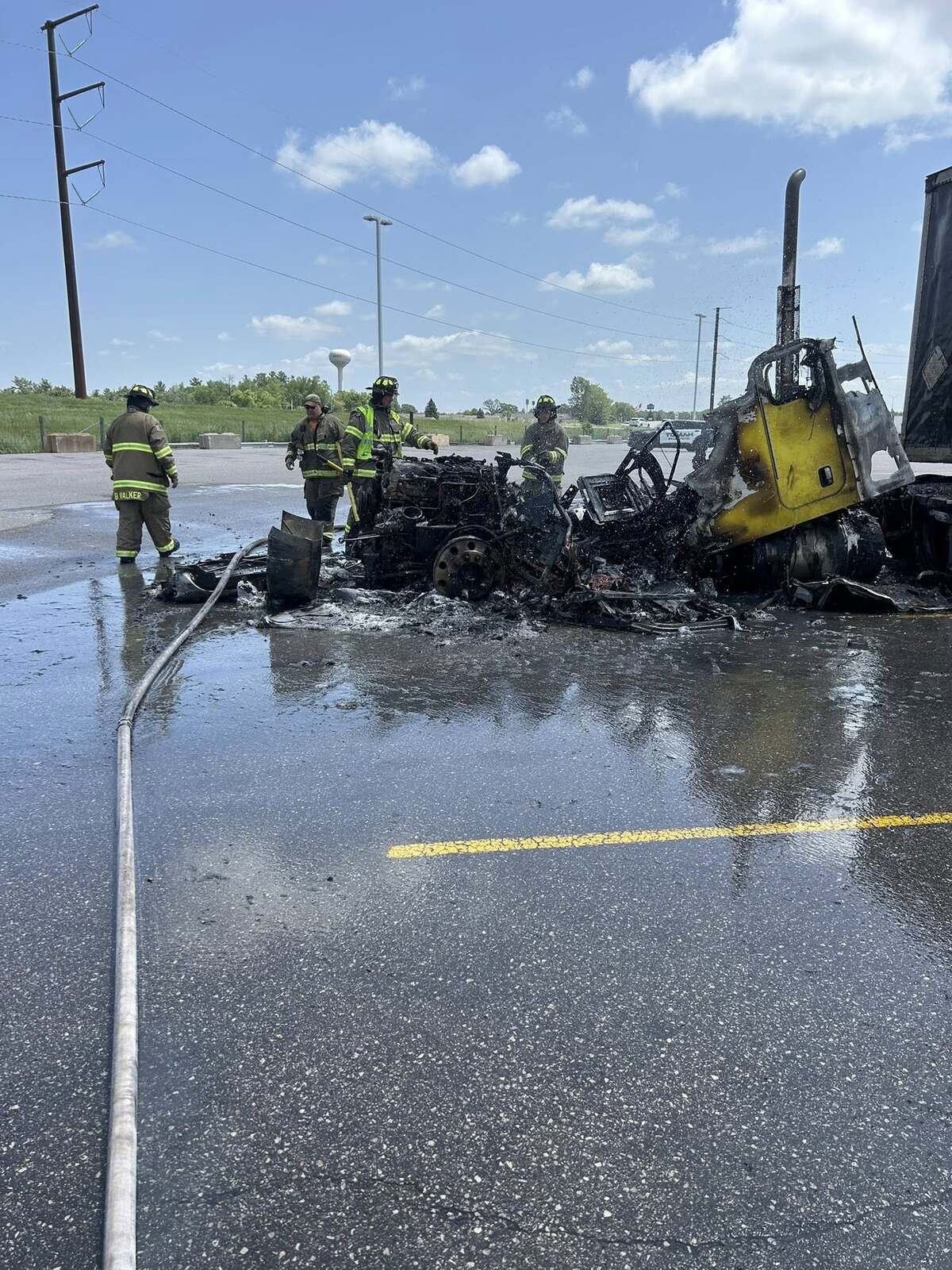 Tomah Fire Department Responds to Semi Fire at Kwik Trip in Tomah ...
