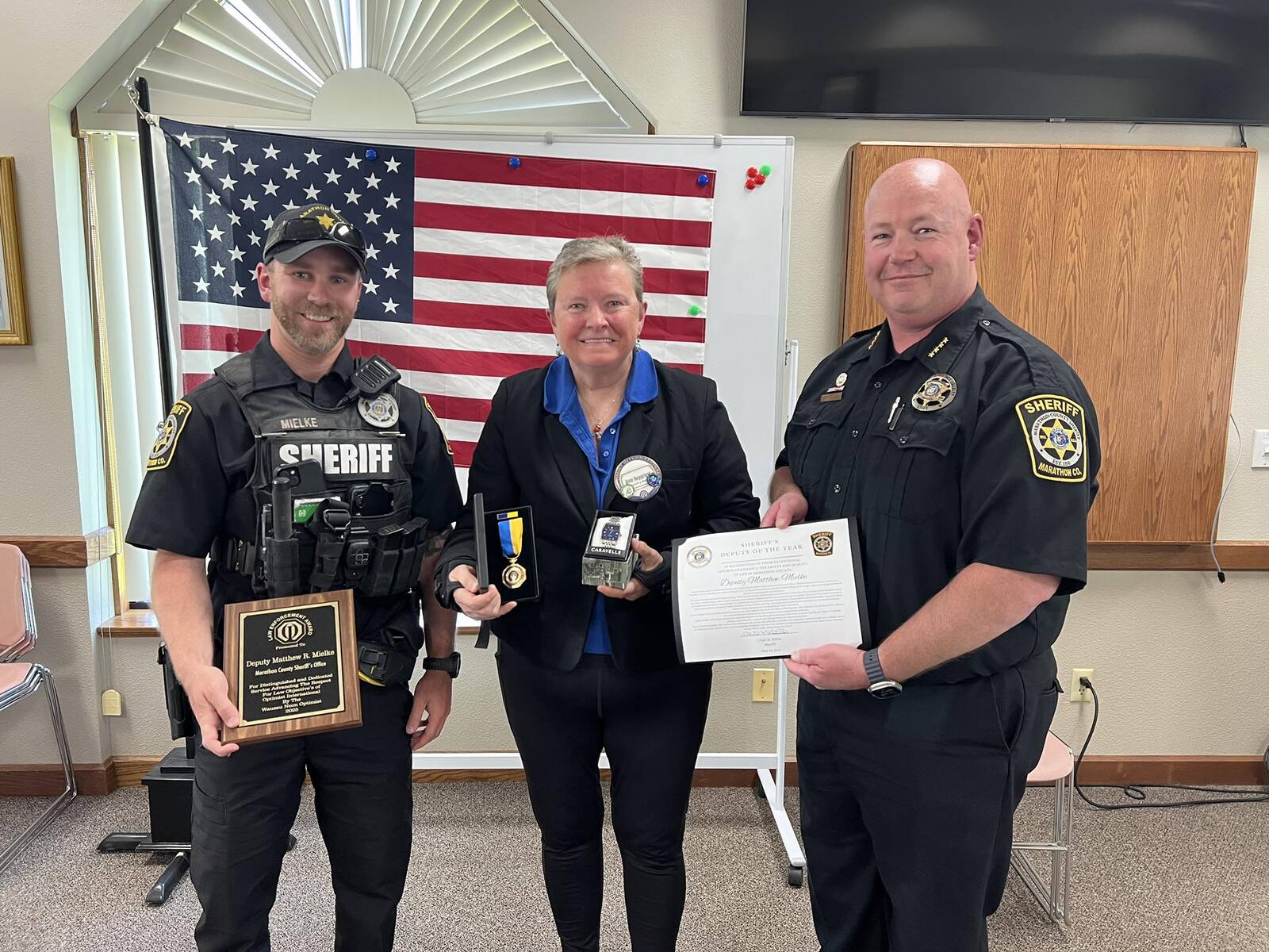 Marathon County Sheriff's Deputy Receives Award From Wausau's Noon Optimist Club - News ...